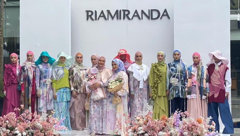 Riamiranda Tampilkan Koleksi Spring Summer 2023 Terbaru - Jurnal Kalimantan