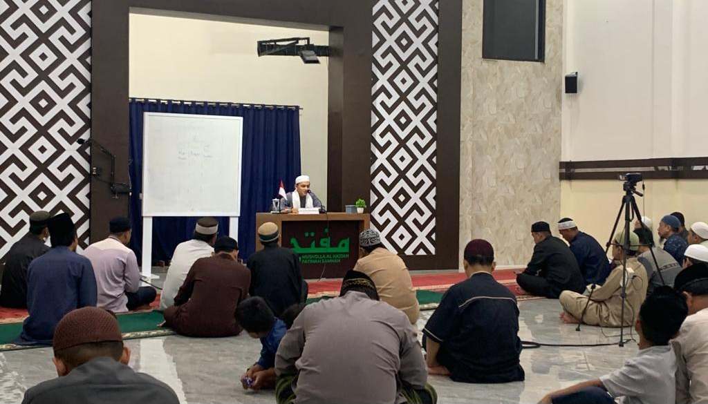 Hadapi Pemilu 2024, Polda Kalsel Ajak Jemaah Musala Al Hajjah Fatimah ...