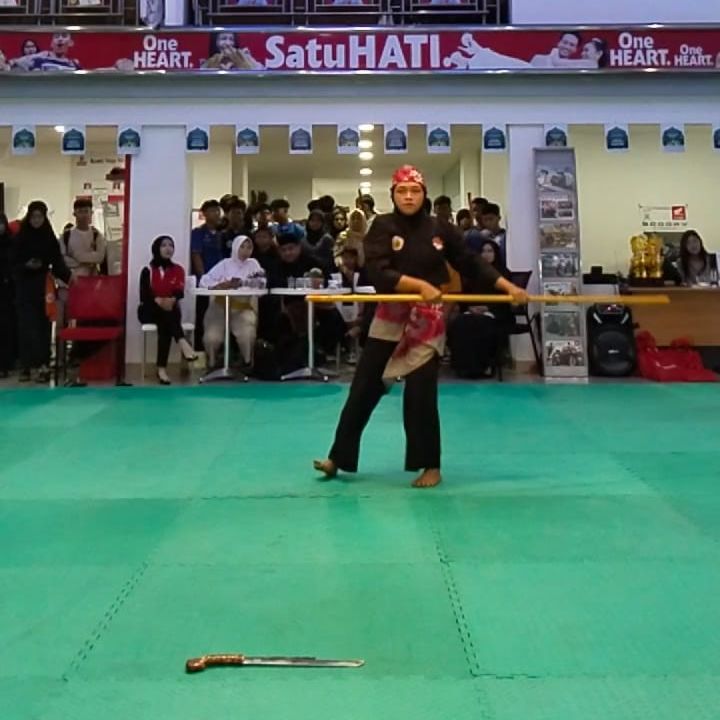 Berlangsung Meriah Lomba Pencak Silat di Trio Motor Kolonel - Jurnal ...